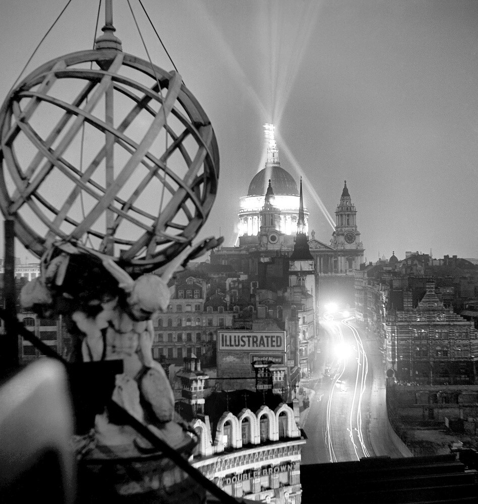 Victory Day, London, 1946 Art Print by PA Images | King & McGaw